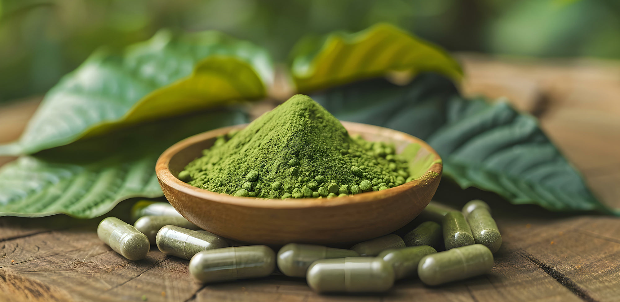 Kratom Extract vs Powder: Benefits, Uses & Key Differences